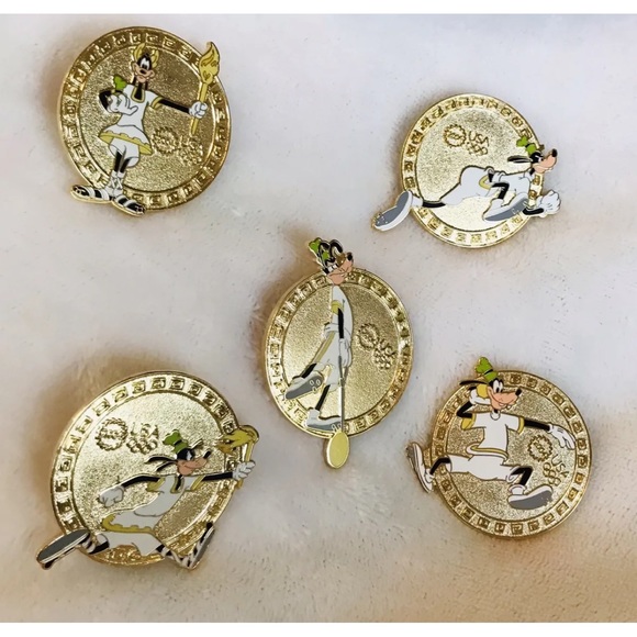 Disney | Other | New Disney 204 Disney Olympics Goofy Gold Medal Pin ...